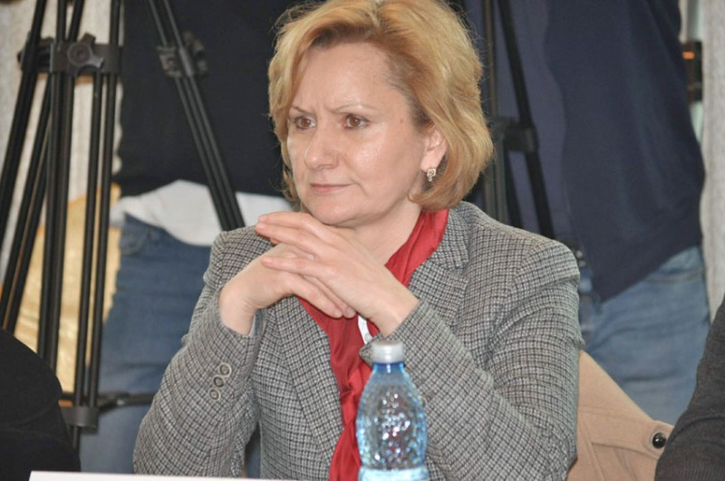 Se vacantează locul de consilier al Anei Marcu | replicaonline.ro