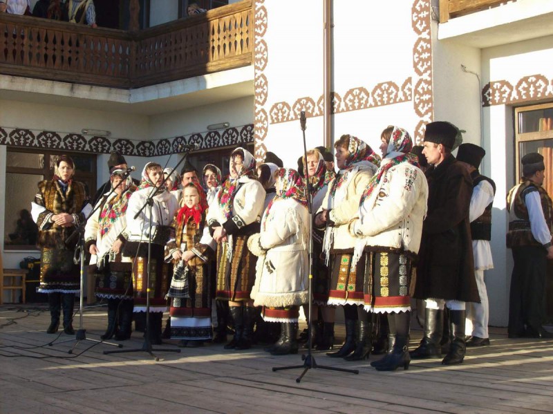 Totul despre colinde, dar și lista celor mai frumoase colinde din 2018 ...