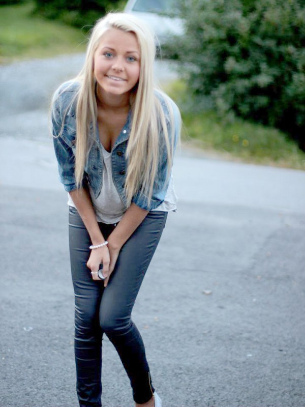 Alina Stancu - 21 ani | replicaonline.ro