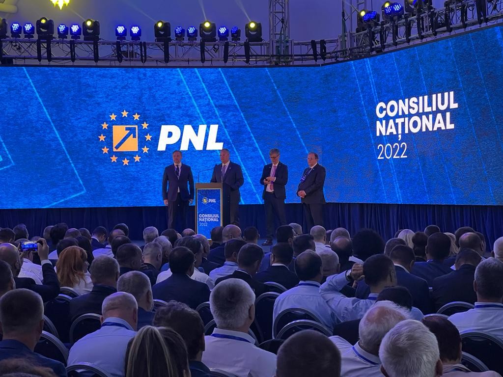 S-a ales noua structură de conducere a PNL! Video | replicaonline.ro