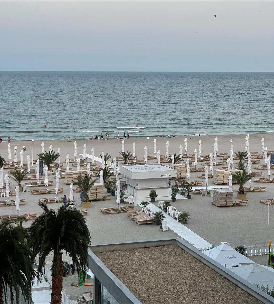 Apa de pe litoral, infectată cu gărgăuni? Un medic spulberă alerta care ...