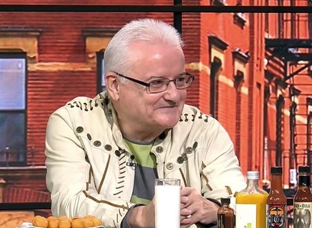 Irinel Columbeanu, îndrăgostit de Monica Macovei: „Mă mai ajuta și cu ...