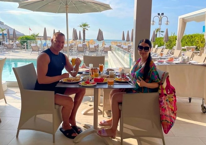 Alin Oprea, bântuit și acum de sechelele mariajului cu Larisa Uță ...