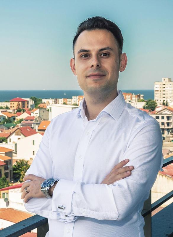 Muntmark, cel mai puternic om din regenerabile, își extinde parcul ...