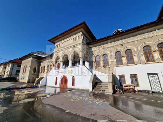 Cursuri scurtate din pricina avariilor la sistemul de termoficare ...