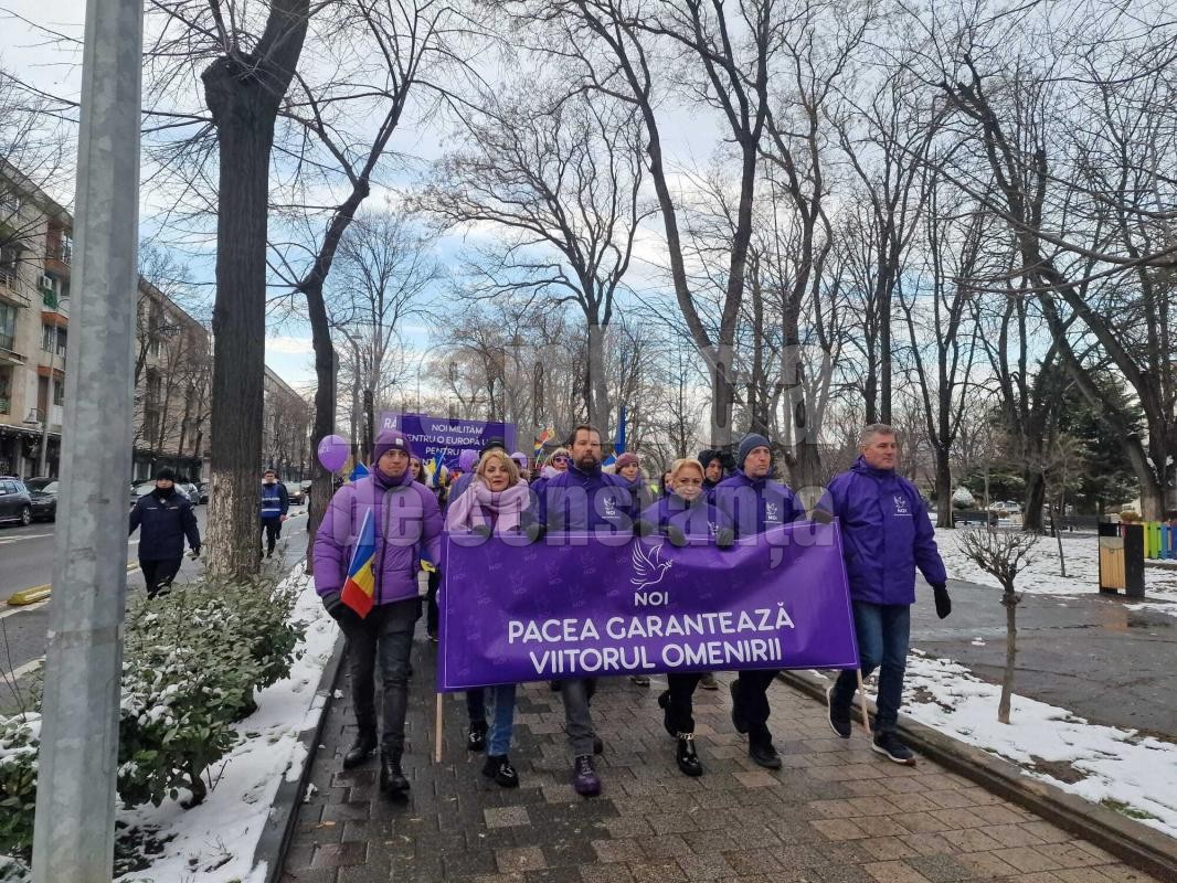 Partidul NOI, marș pentru pace în Constanța. Video | replicaonline.ro
