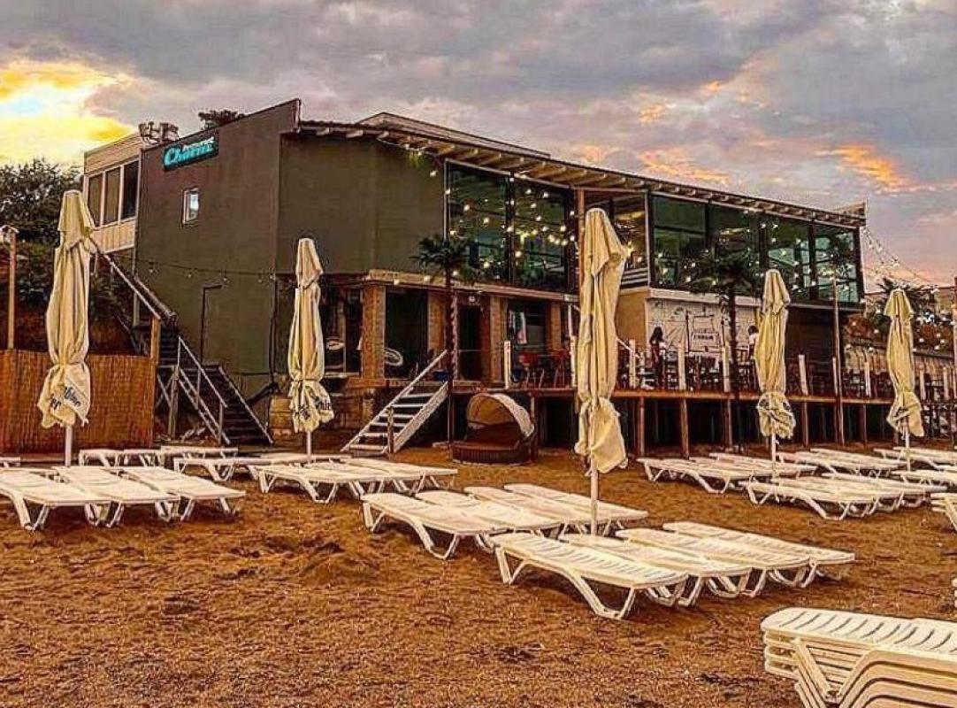 Victorie pentru Mitrenca: Terasa Charm, din Costinești, intră în ...