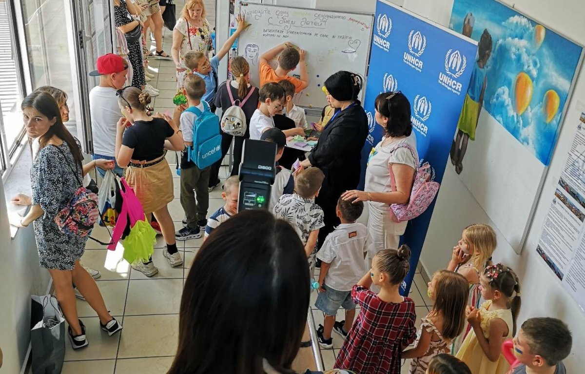 Aproximativ 200 de copii din Ucraina au sărbătorit ziua copilului în ...