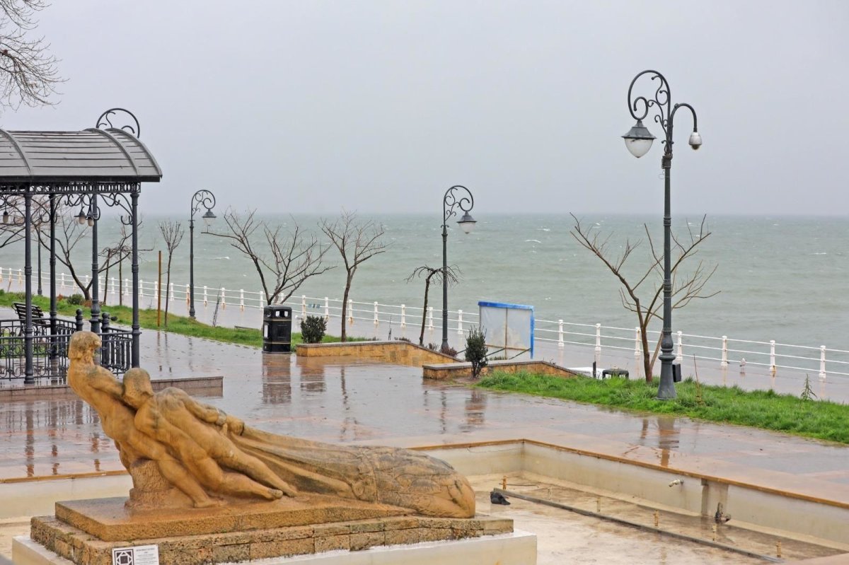 Un nou episod de vreme severă, la Constanța, în weekend! | replicaonline.ro