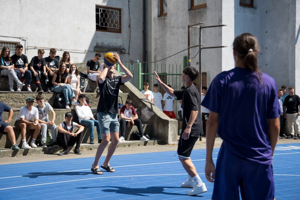 Starurile baschetului 3x3 mondial, în vizită la Colegiul Național ...