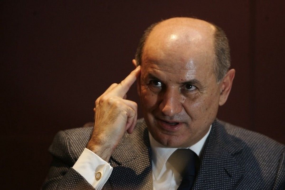 Un sejur de 3 zile la hotelul lui George Copos din Eforie Nord costă ...