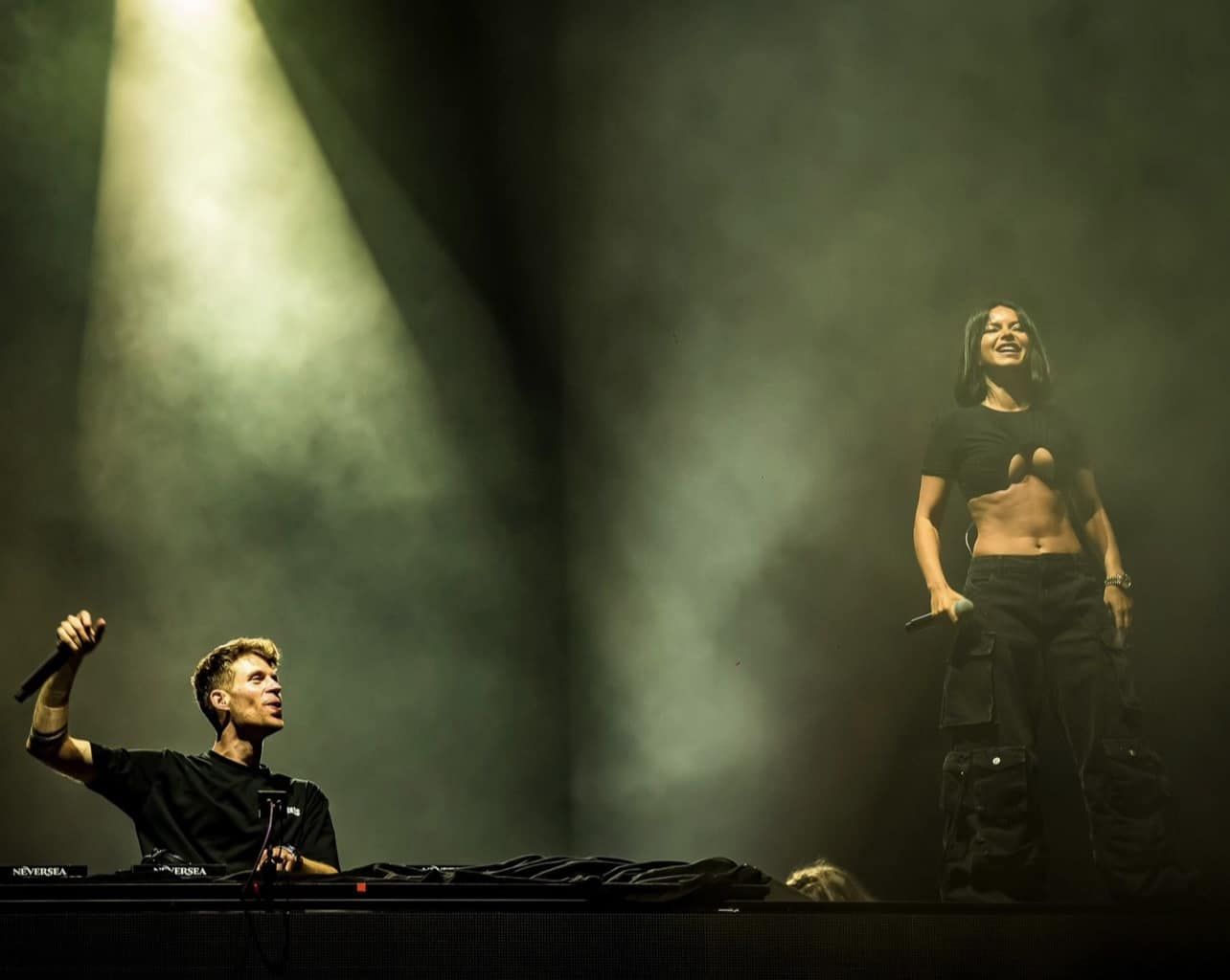 INNA, super show de 3 ori pe scena de la Neversea alături de Tujamo și ...