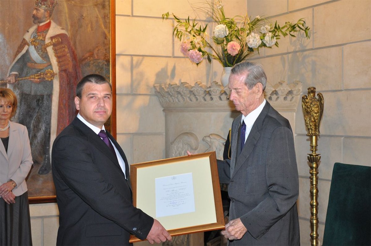 Crama Măcin, furnizorul oficial de vin al Casei Regale a României, a ...