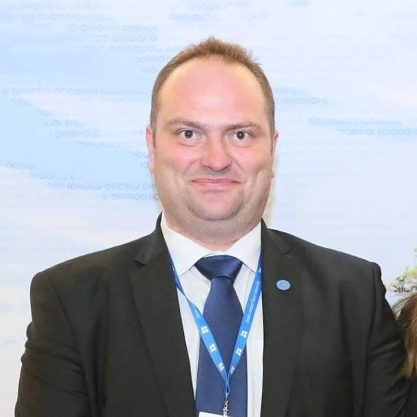 Prorectorul de la Ovidius, Alexandru Bobe, dat afară din sala de curs ...