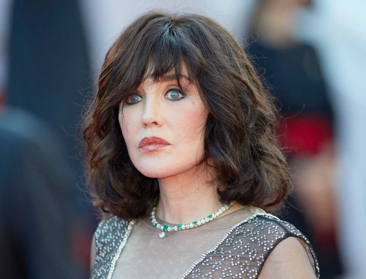 Actriţa Isabelle Adjani va fi judecată joi la Paris pentru fraudă ...