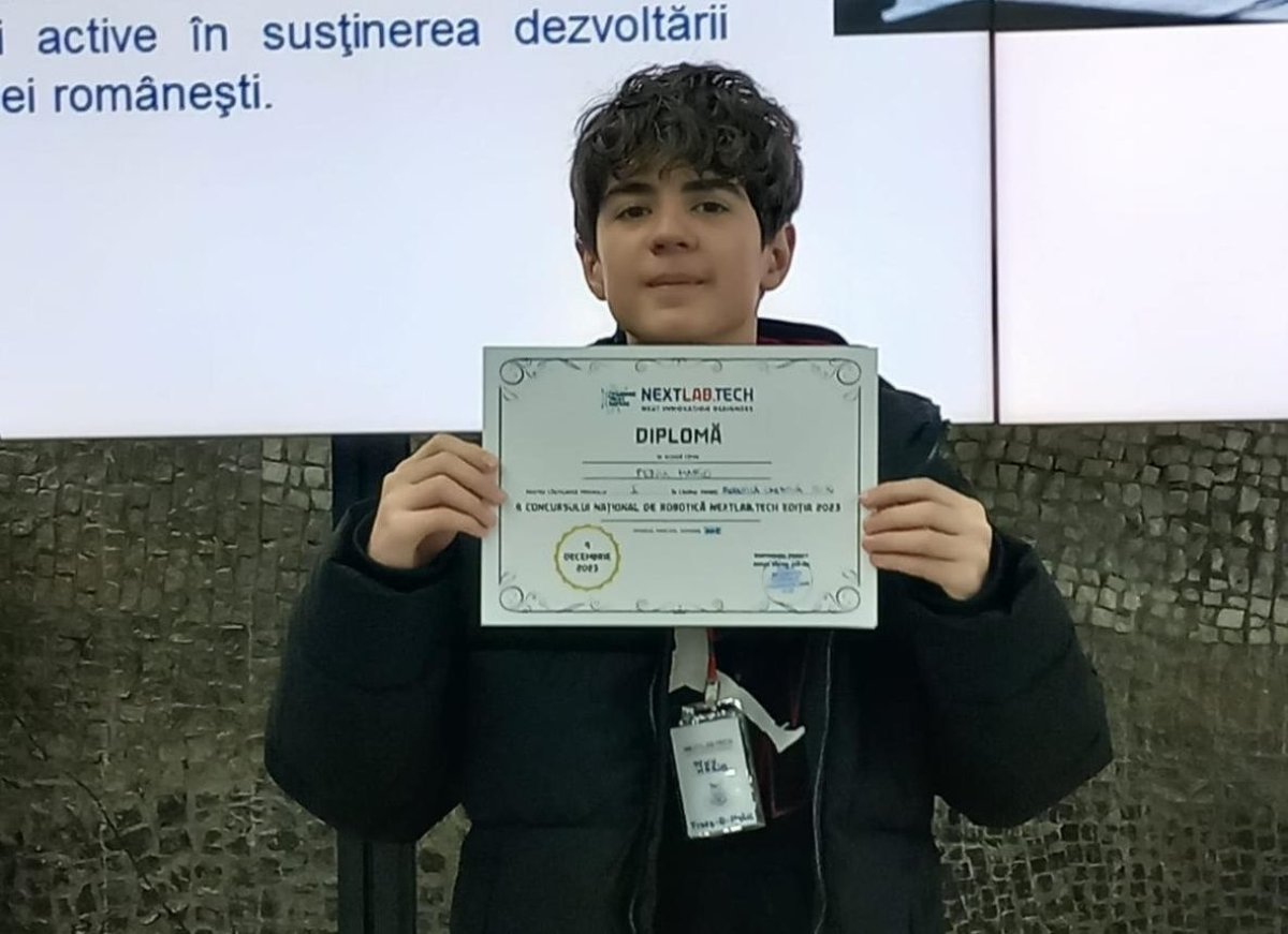 Un elev din Constanța a obținut premiul I la concursul național de robotică „NEXTLAB.TECH ...