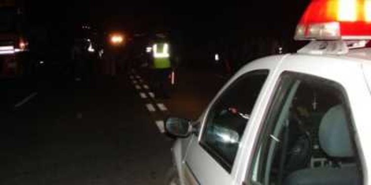 Beat mort și fără permis, un bărbat a intrat cu mașina în parapet ...