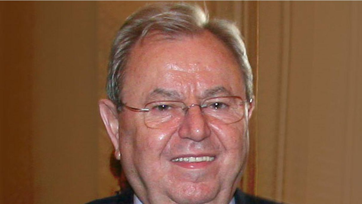 George Păunescu și asociații lui Muntmark construiesc un parc eolian în ...