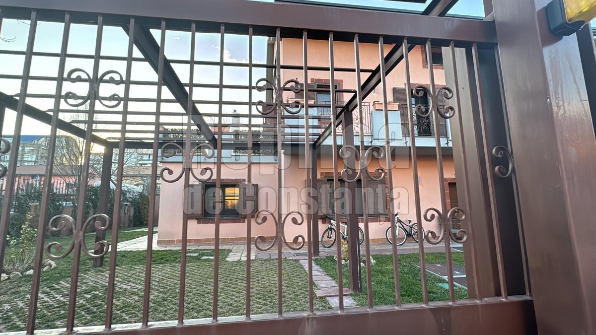 Un afacerist din Iași este evacuat din cartierul italienilor de la FIN ...