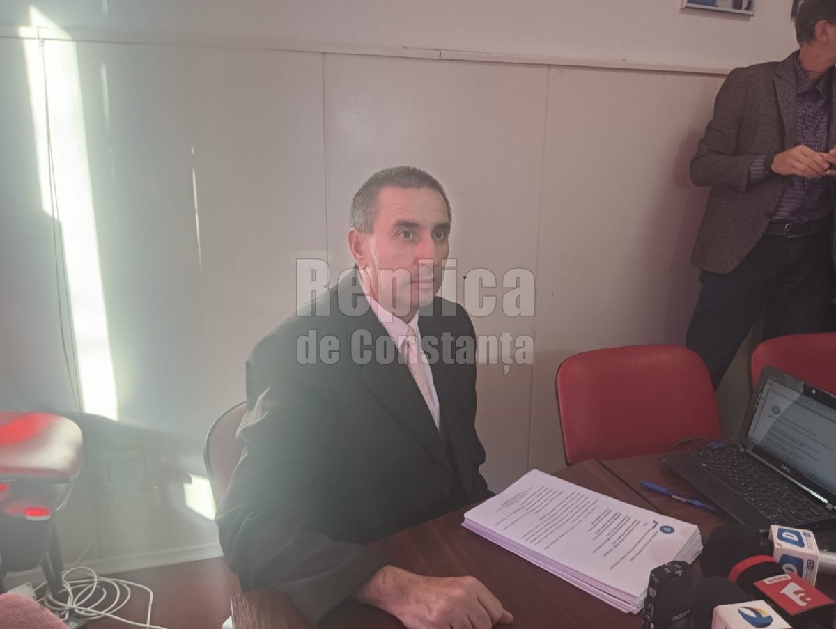 Directorul executiv adjunct al DJST Constanța, Emil Ionescu, prins cu ...