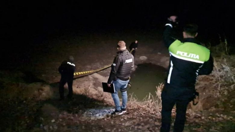 Un copil de 4 ani din Botoșani a murit, după ce s-a înecat într-o groapă săpată pentru adăparea ...