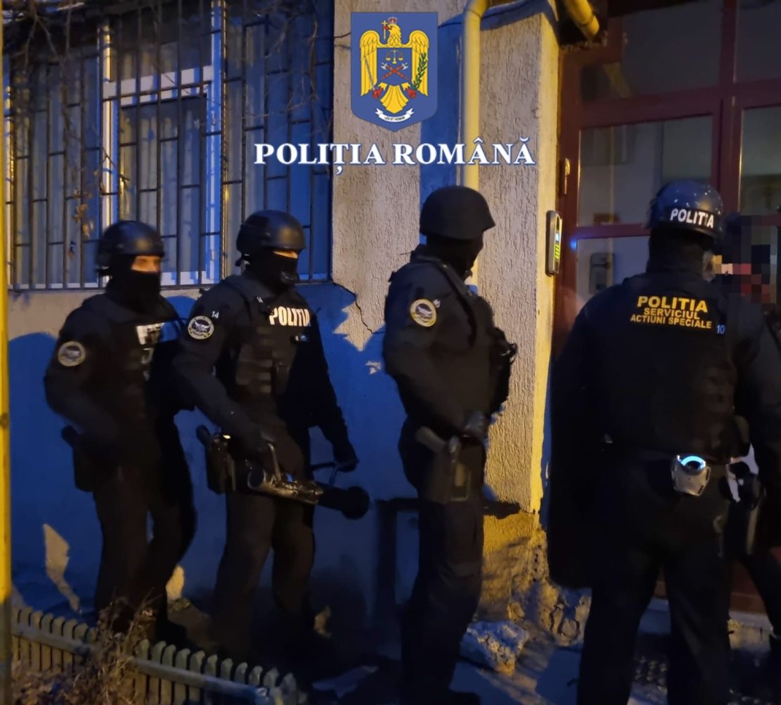 Percheziții în Constanța și Poarta Albă, la hoții din locuințe! Video ...