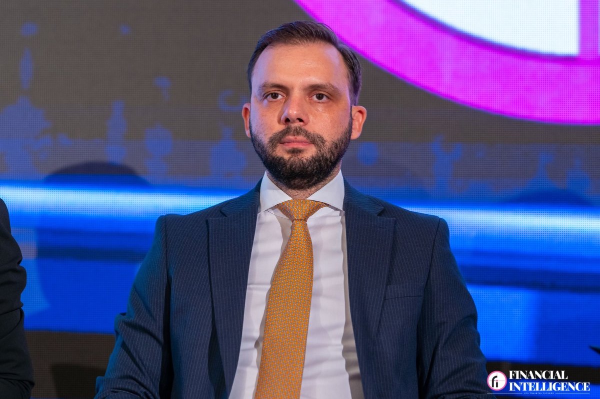 La o agenție-fantomă a statului o consilieră ia 10.000 lei net pe lună ...