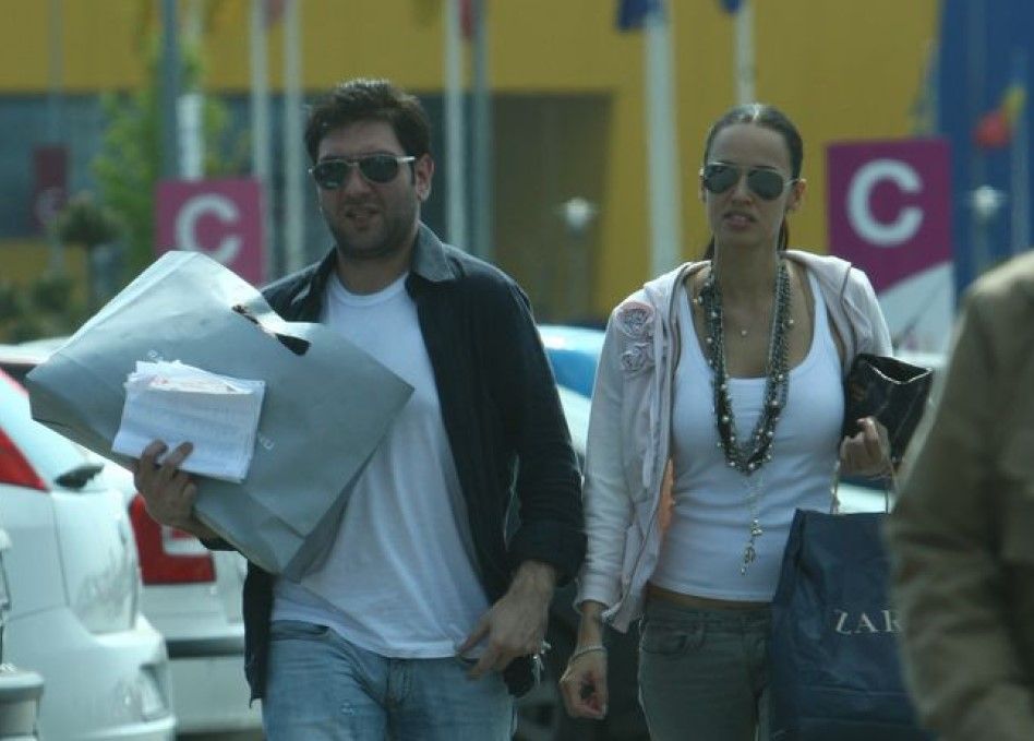 Fiul unui fost prefect de Constanța e strâns cu ușa de o femeie… din ...