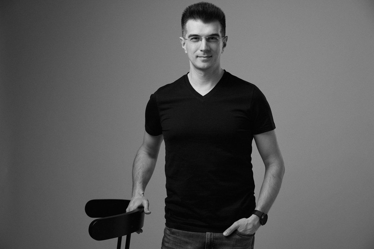 Mentorii - Primul film produs de Untold Universe | replicaonline.ro