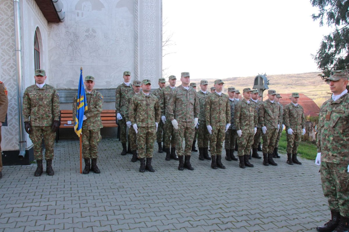Au început înscrierile pentru posturile de soldat/gradat profesionist ...