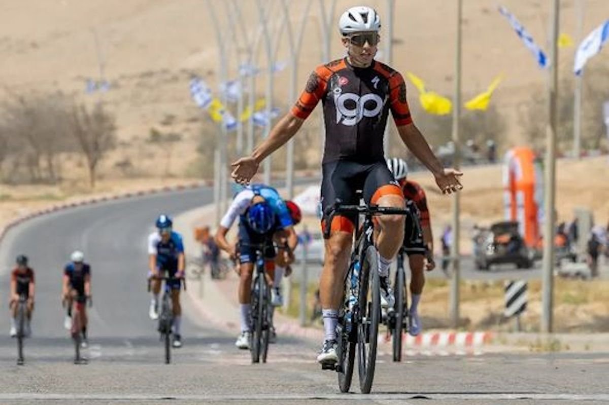 Ciclistul Guy Timor, ucis în timpul unui antrenament, de un șofer beat ...