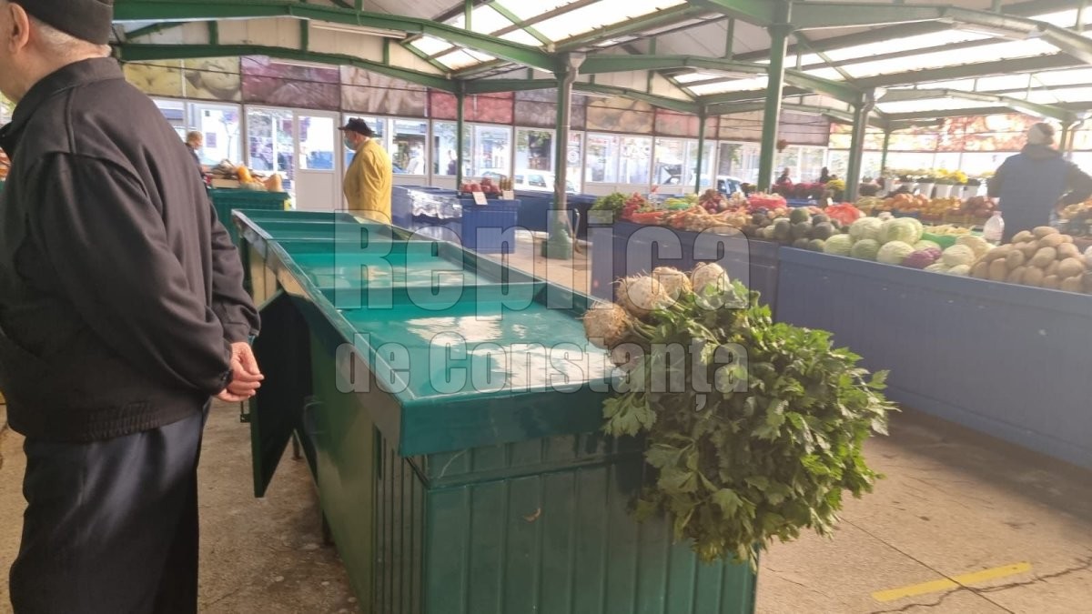 S-a redeschis Piața Griviței: bate vântul frunza-n dungă, comercianții ...