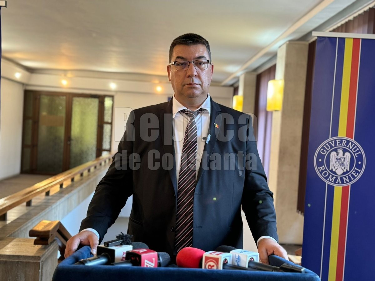 Noul prefect al județului Constanța, Adrian Picoiu, a depus jurământul ...