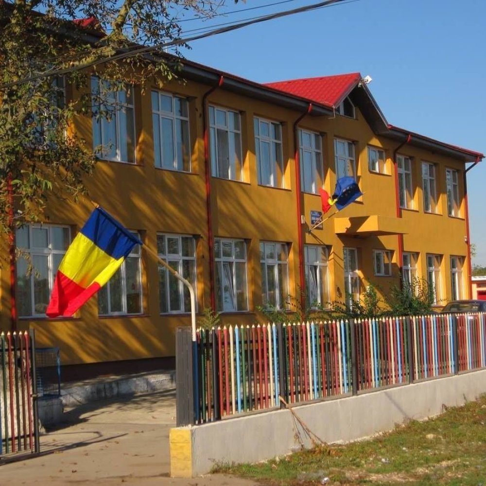 Corina Barbu, încrengături cu Primăria Amzacea, pentru programul „Masa ...