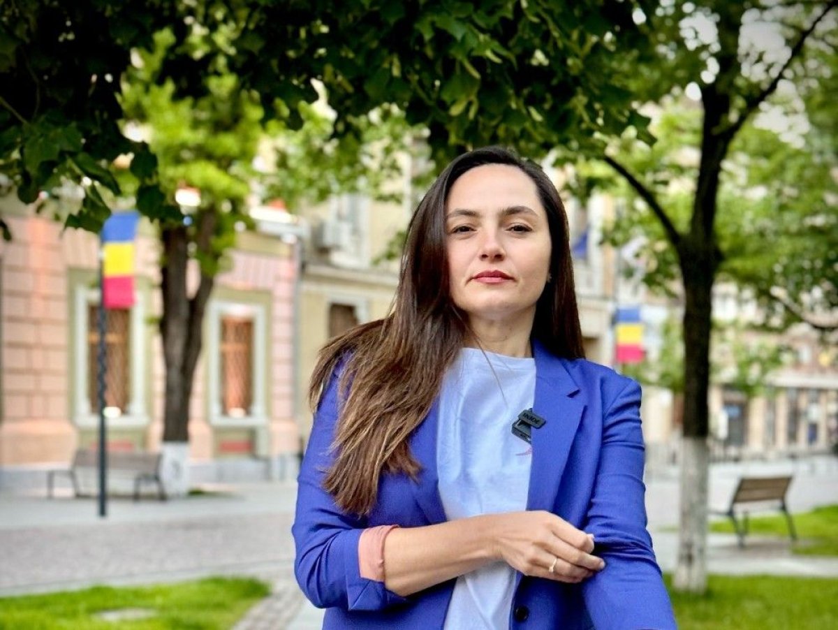 Anamaria Gavrilă | replicaonline.ro