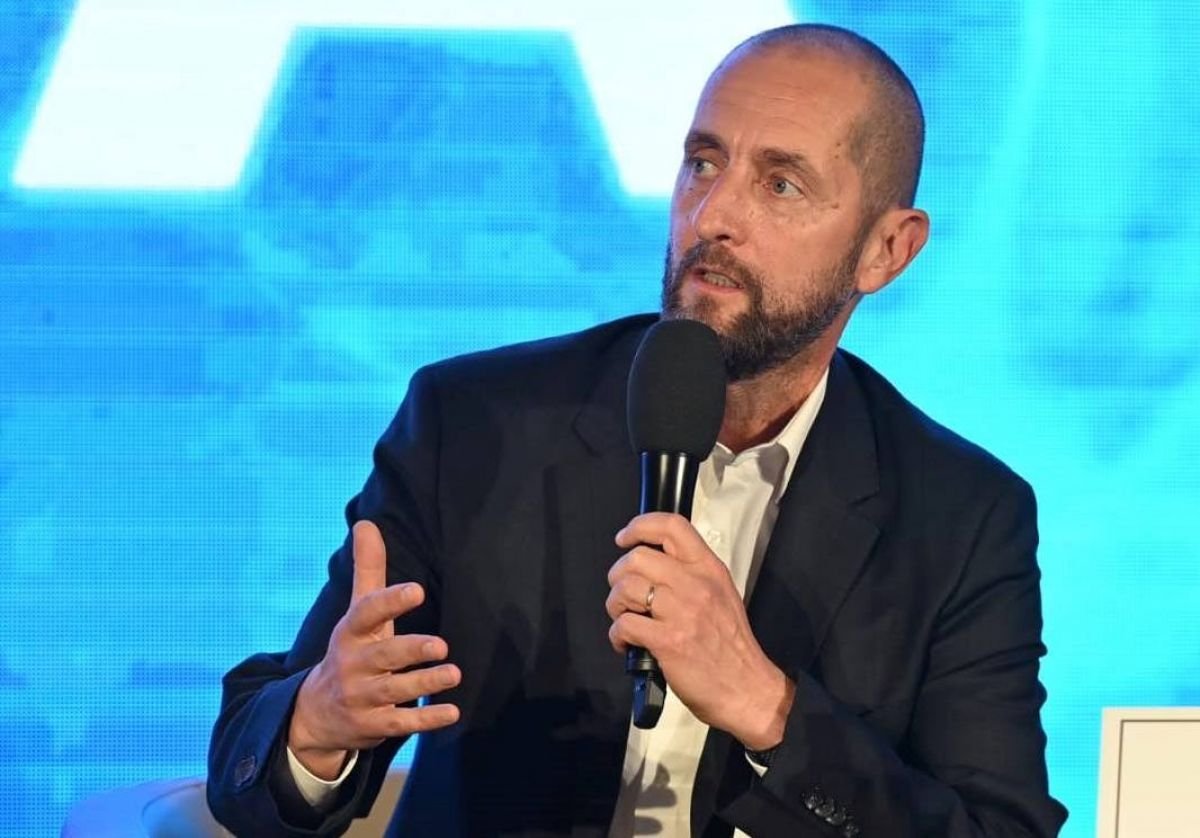 Dragoș Damian, director executiv PRIMER: | replicaonline.ro