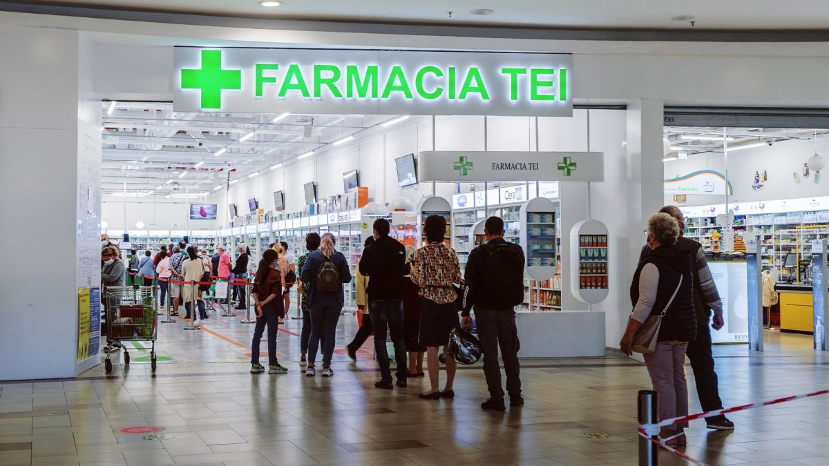 Frații Pavăl, de la Dedeman, sunt acționari și la Farmacia Tei din Vivo ...