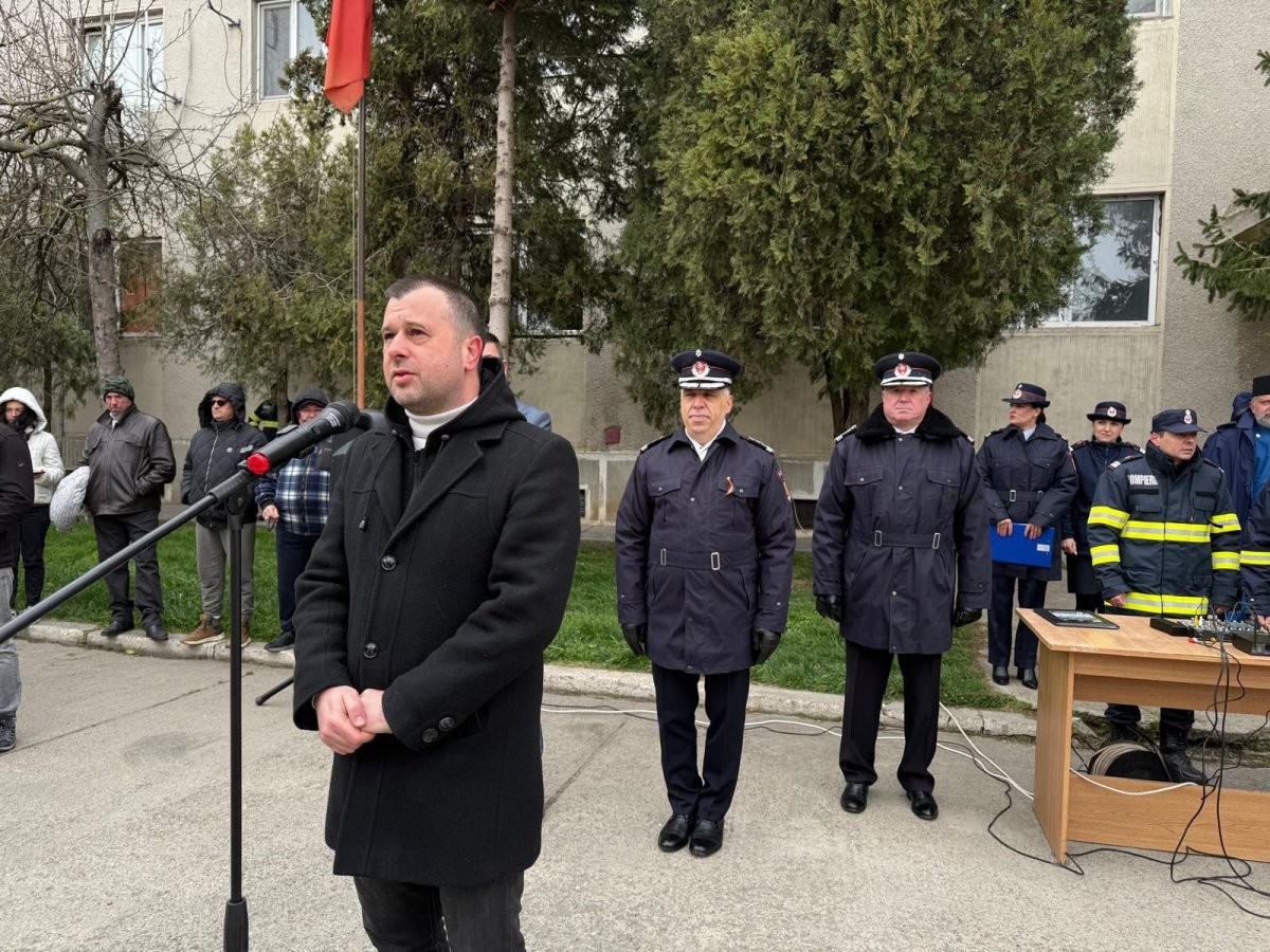 Momente emoționante pentru noii salvatori din cadrul ISU Constanța ...