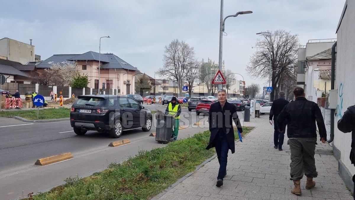 Inculpații din dosarul de corupție din Portul Constanța au venit să ...