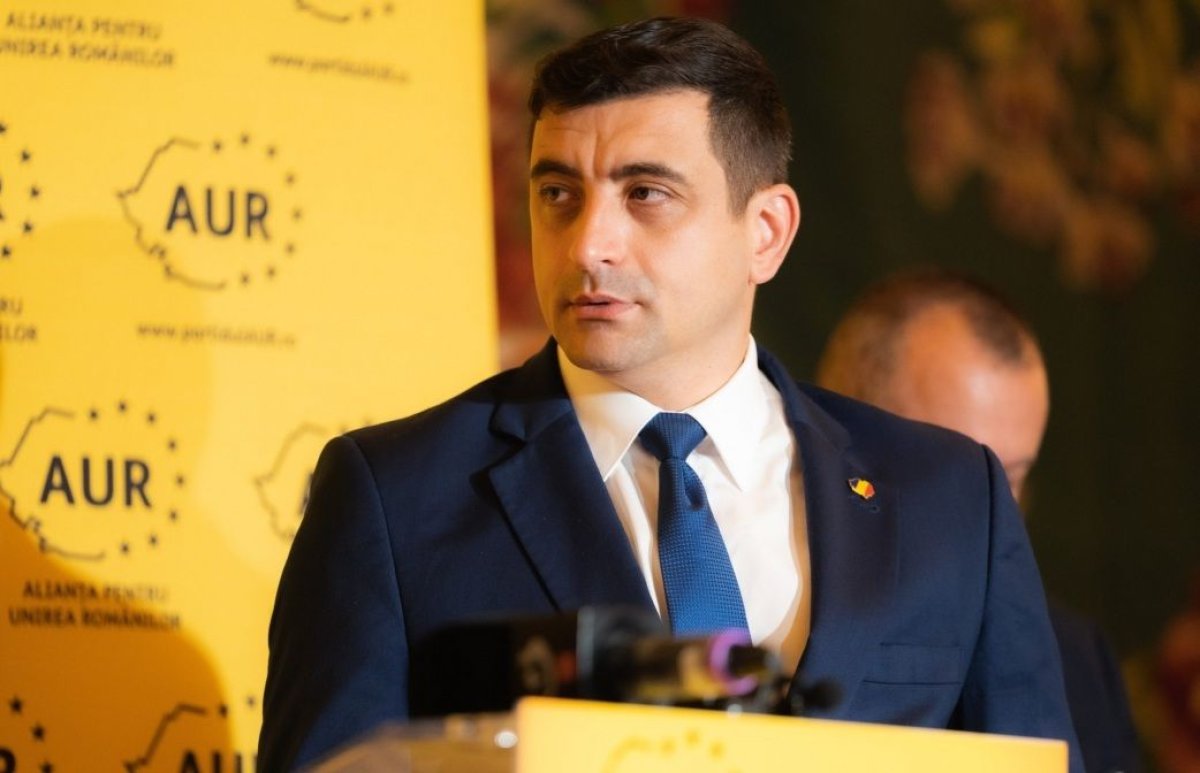 Ce a răspuns George Simion când a fost întrebat dacă l-ar pune premier pe Călin Georgescu ...