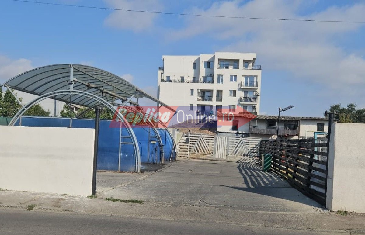 O parcare care a devenit spălătorie auto, ilegală, din Palazu Mare ...