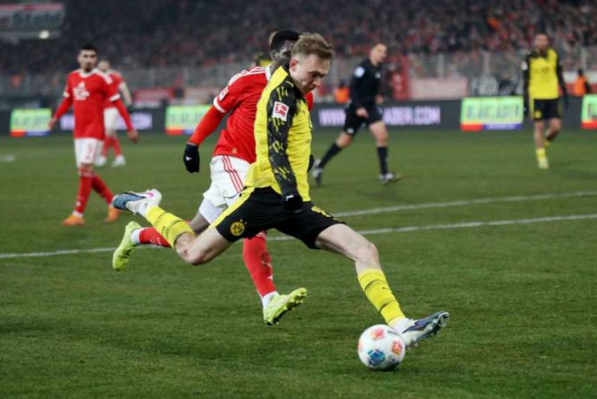 Fotbal: Venituri record generate de primele două ligi germane în ...