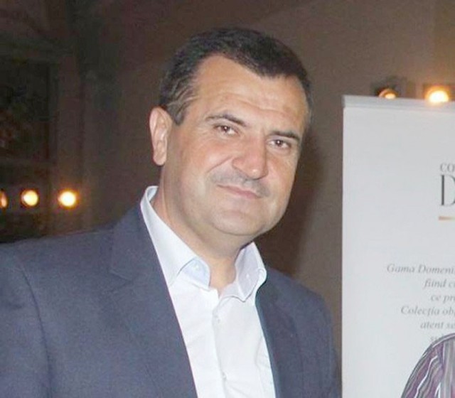 Valentin Vrabie | replicaonline.ro