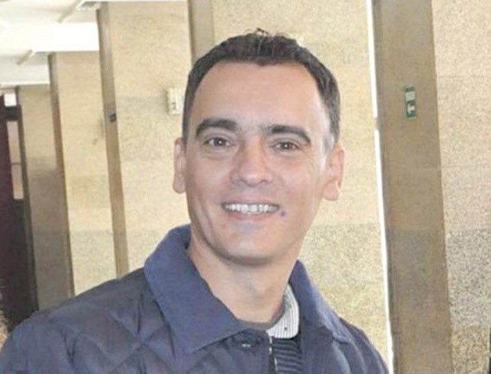 Ionuţ Anghel | replicaonline.ro