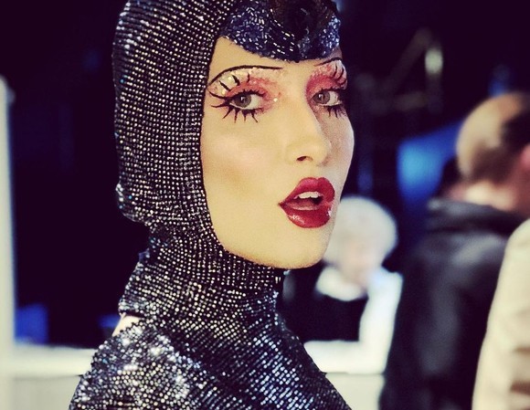 Iulia Albu o atacă fără milă pe Anda Adam: „Marchează încă o apariţie ...