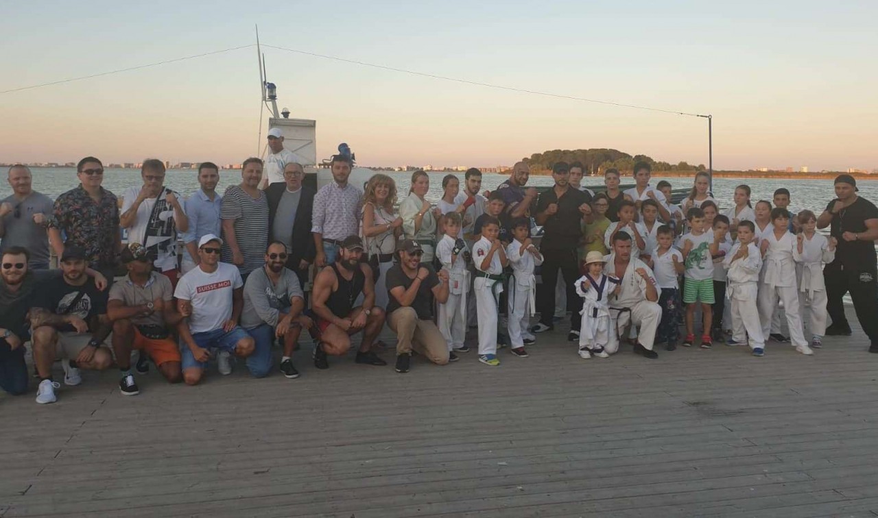 ‘Back to Back’, un film care se realizează în Ovidiu, Mamaia şi ...