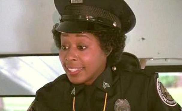 A murit actrița Marion Ramsey din serialul 'Academia de Poliţie ...
