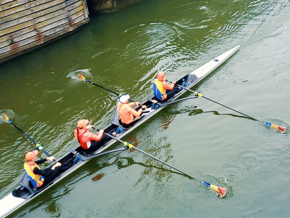 ECHIPA olimpică de CANOTAJ a României se ANTRENEAZĂ la ecluza Năvodari ...