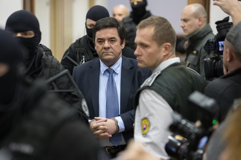 Slovacia: Curtea Supremă anulează achitarea omului de afaceri Marian ...