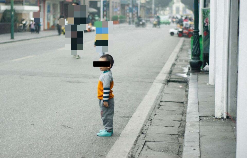 ABANDONAT de MAMĂ în GALAȚI, va fi PRELUAT de Protecția Copilului ...